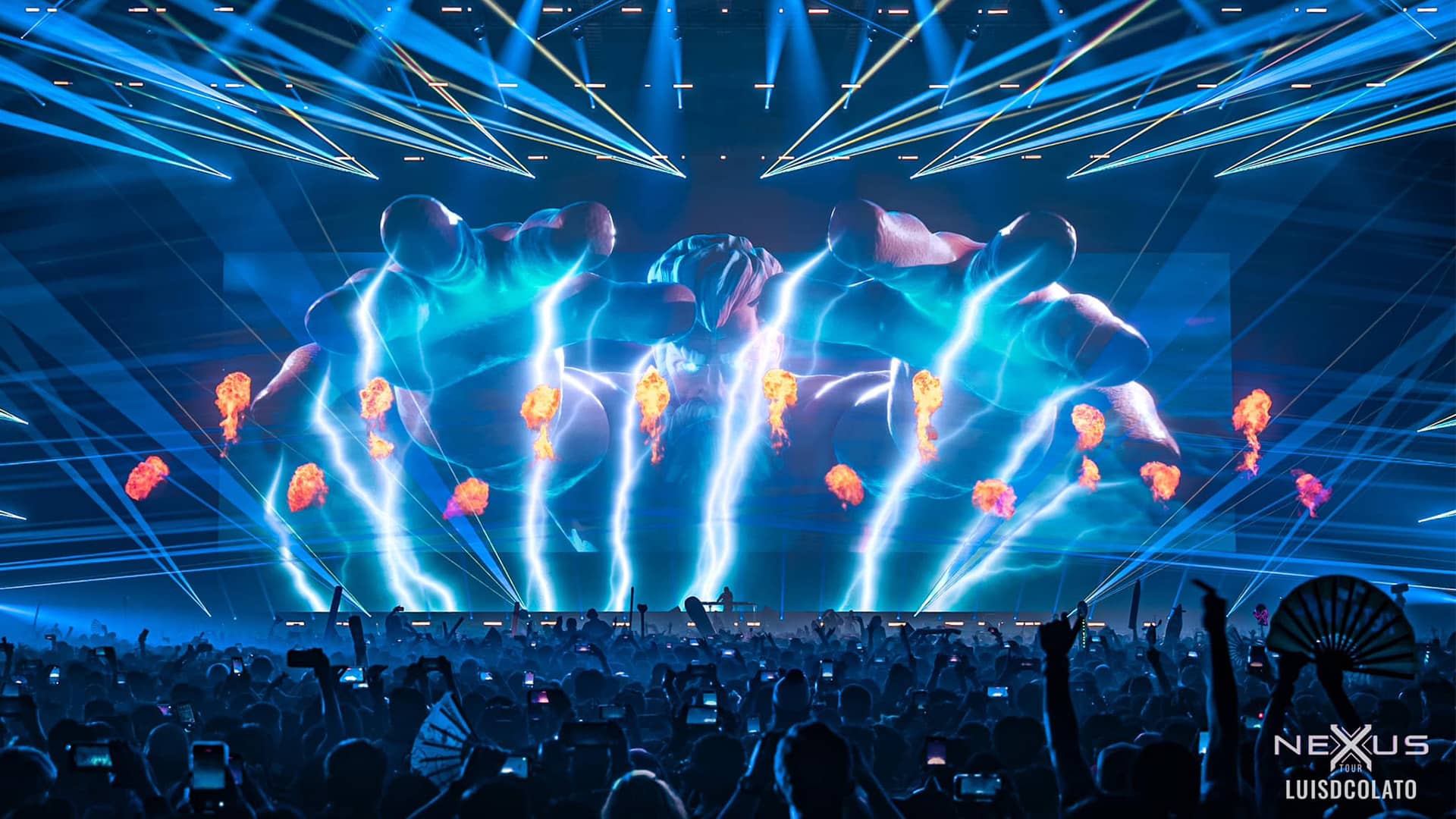 Los DJs con los visuales más épicos del momento - CrazyArtist3D